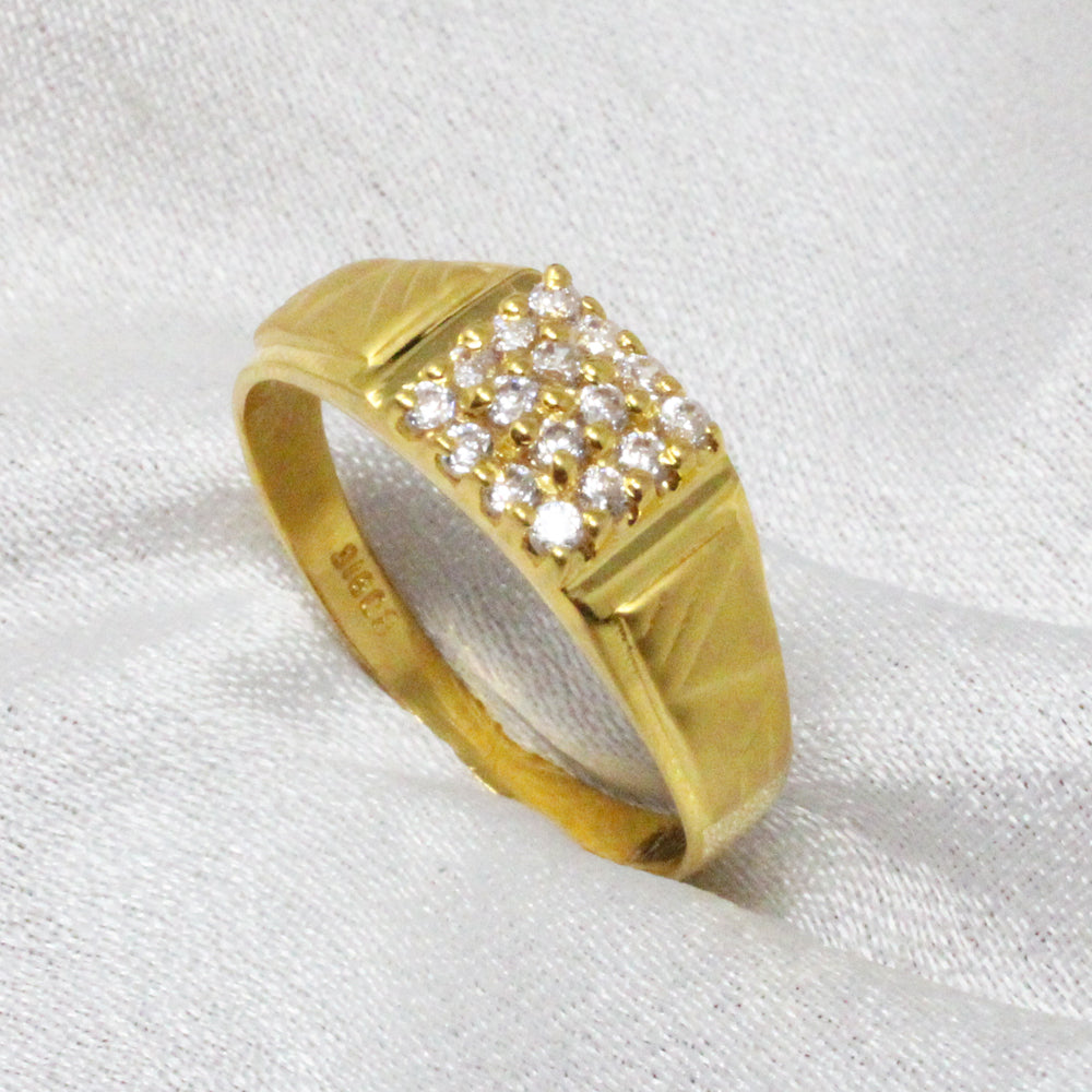 Buy White Stone Finger Ring in India | Chungath Jewellery Online- Rs ...